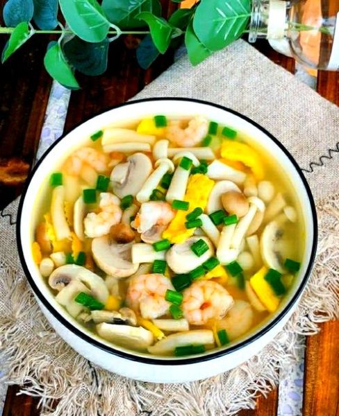 白蘑菇汤最简单的做法_白蘑菇汤怎么做好喝-第3张图片-山城妙识