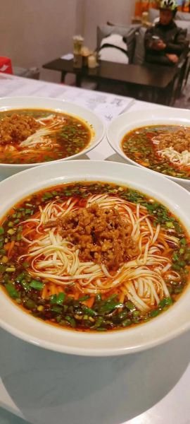 面条图片大全高清图片_如何挑选适合做海报的面条高清图-第1张图片-山城妙识 面条图片大全高清图片_如何挑选适合做海报的面条高清图-第1张图片-山城妙识