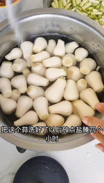 蒜怎样腌制又脆又鲜_腌蒜不软烂的技巧-第1张图片-山城妙识