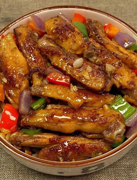 烧鸡翅怎么做好吃_家常烧鸡翅的做法-第3张图片-山城妙识