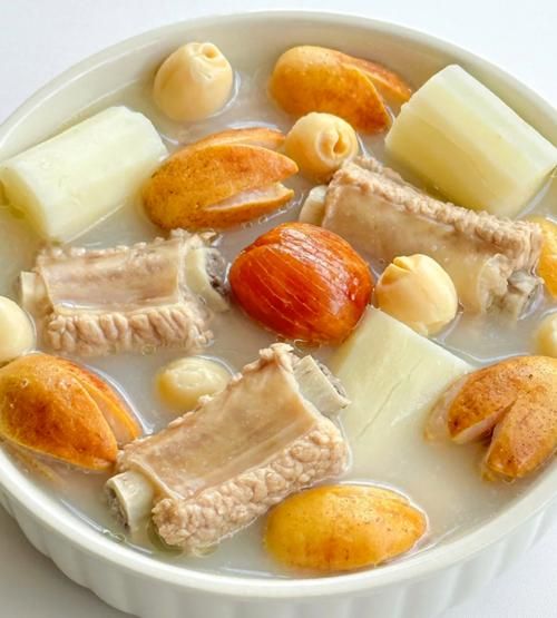 夏天炖什么汤清热祛湿_夏季炖汤用什么食材好-第1张图片-山城妙识