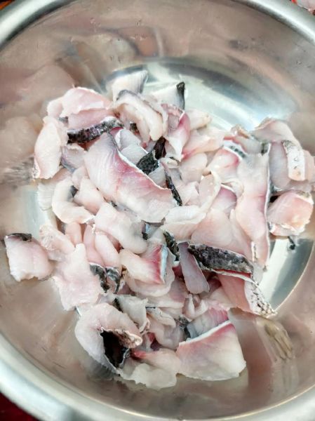 酸菜鱼怎么做好吃_酸菜鱼做法视频教程-第2张图片-山城妙识