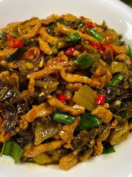 咸肉炒什么好吃_咸肉炒什么菜最下饭-第1张图片-山城妙识 咸肉炒什么好吃_咸肉炒什么菜最下饭-第1张图片-山城妙识