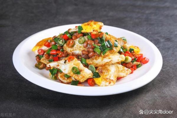 怎样煎鸡蛋又嫩又好吃_煎鸡蛋不粘锅的秘诀-第3张图片-山城妙识