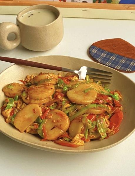 抄年糕的家常做法_怎么炒年糕不粘锅-第1张图片-山城妙识