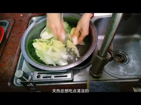 白菜怎么炒才好吃_白菜怎么做才好吃-第2张图片-山城妙识