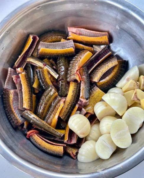 鳝段怎么做好吃_鳝段红烧还是清蒸-第1张图片-山城妙识