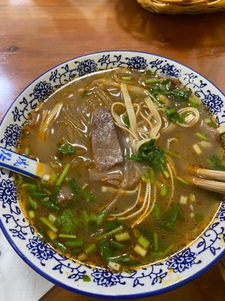 牛肉粉丝汤怎么烧_牛肉粉丝汤家常做法-第3张图片-山城妙识 牛肉粉丝汤怎么烧_牛肉粉丝汤家常做法-第3张图片-山城妙识