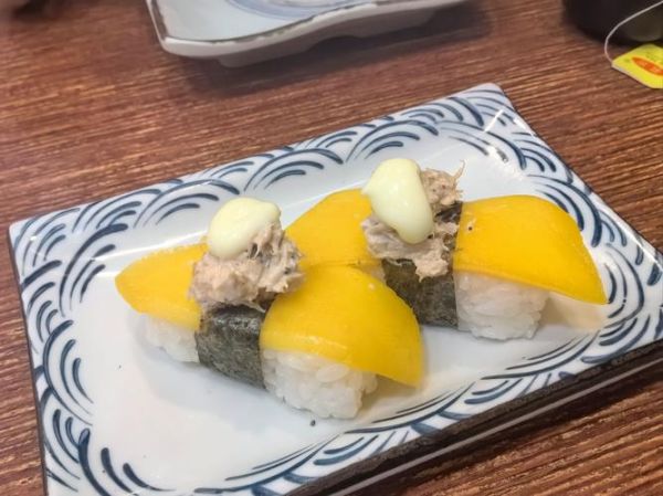 芒果寿司怎么做_芒果寿司需要哪些材料-第1张图片-山城妙识