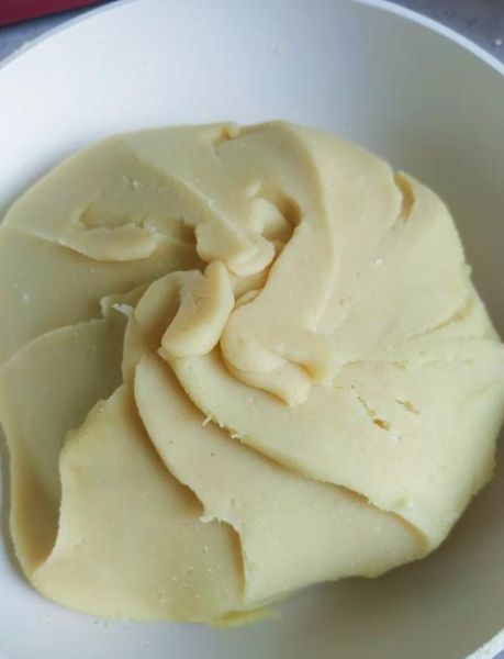 莲蓉是用什么做的_莲蓉馅的做法-第1张图片-山城妙识 莲蓉是用什么做的_莲蓉馅的做法-第1张图片-山城妙识