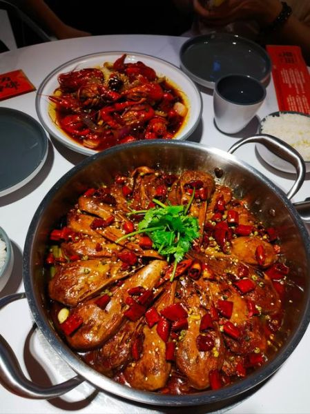 干锅鸭头怎么做_干锅鸭头辣度怎么调-第2张图片-山城妙识