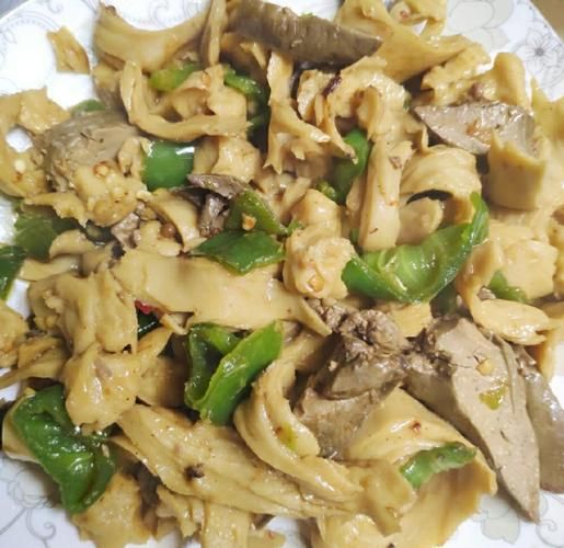 买的面筋怎么炒_炒面筋需要焯水吗-第2张图片-山城妙识