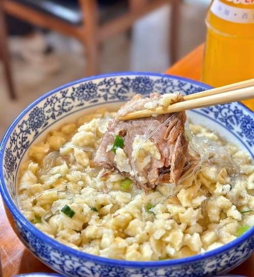 羊肉泡馍怎么做_正宗羊肉泡馍的简单做法-第2张图片-山城妙识 羊肉泡馍怎么做_正宗羊肉泡馍的简单做法-第2张图片-山城妙识