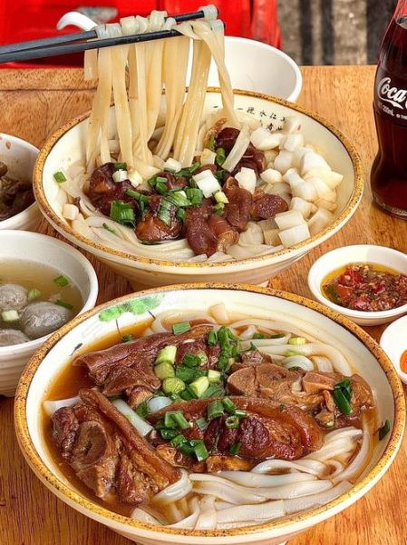 牛腩粉加盟多少钱_牛腩粉加盟哪家好-第2张图片-山城妙识