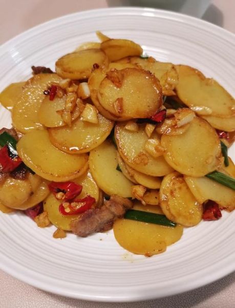 红烧土豆怎么做_红烧土豆的家常做法大全-第1张图片-山城妙识