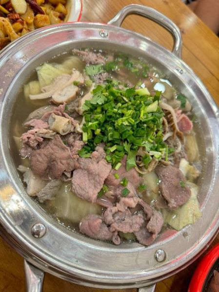 清汤牛肉怎么煮_清汤牛肉用冷水还是热水-第1张图片-山城妙识 清汤牛肉怎么煮_清汤牛肉用冷水还是热水-第1张图片-山城妙识