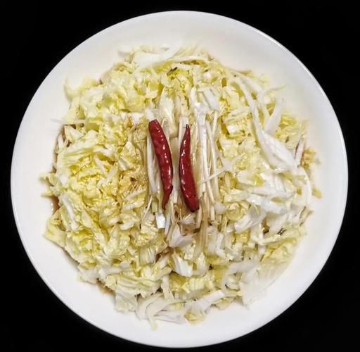 凉拌圆白菜丝怎么做_凉拌圆白菜丝要不要焯水-第1张图片-山城妙识