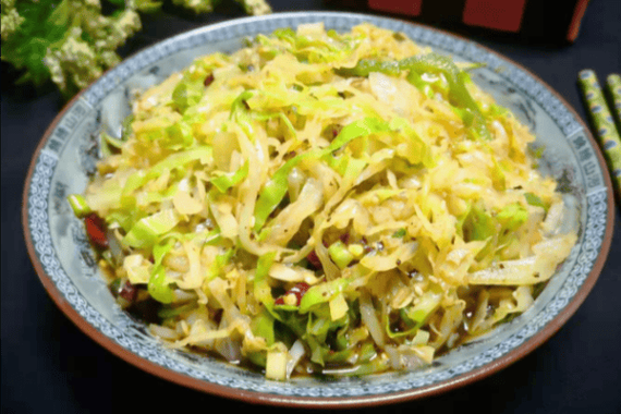 凉拌圆白菜丝怎么做_凉拌圆白菜丝要不要焯水-第3张图片-山城妙识