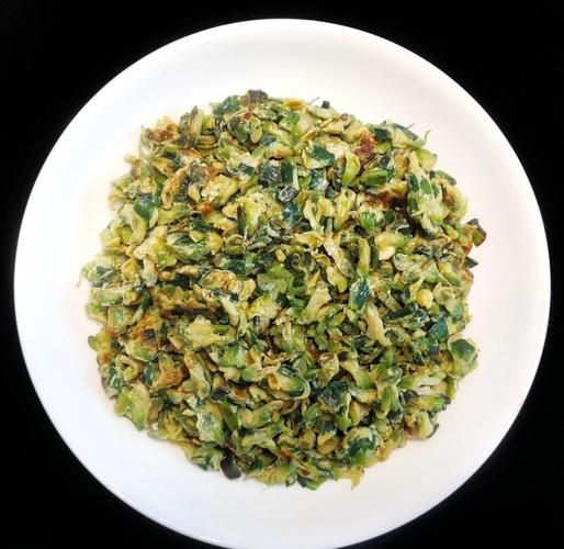 炒洋槐花的做法大全_洋槐花怎么炒好吃-第3张图片-山城妙识