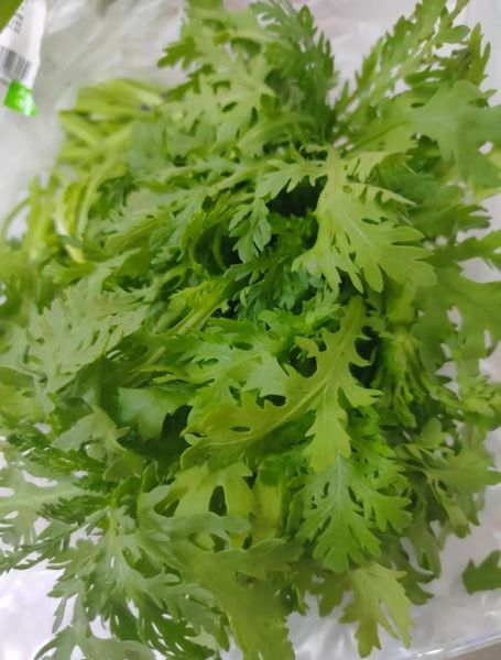 茼蒿鸡蛋汤怎么做好喝_茼蒿鸡蛋汤的做法窍门-第3张图片-山城妙识