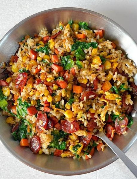 广式腊肠炒饭怎么做_腊肠炒饭用什么腊肠-第3张图片-山城妙识