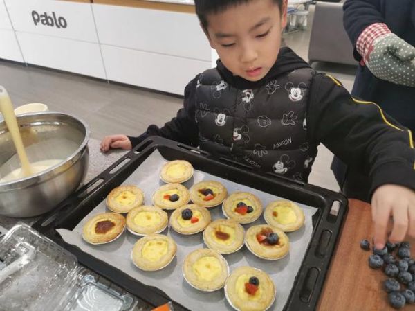 蛋挞烤箱烤几分钟_蛋挞烤多久才熟-第1张图片-山城妙识