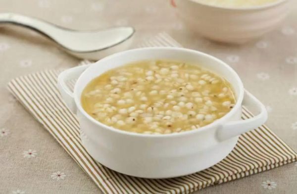 薏米和什么熬粥最祛湿_薏米粥搭配什么食材好-第3张图片-山城妙识