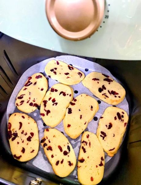 蔓越莓饼干家常烤箱做法_新手零失败技巧-第1张图片-山城妙识 蔓越莓饼干家常烤箱做法_新手零失败技巧-第1张图片-山城妙识