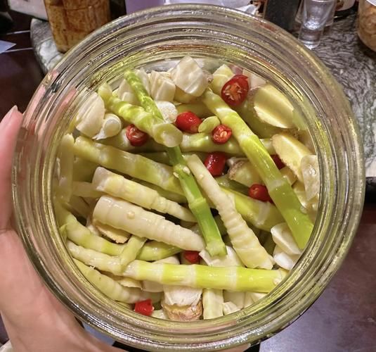 正宗酸笋怎么腌制_酸笋腌制窍门有哪些-第3张图片-山城妙识