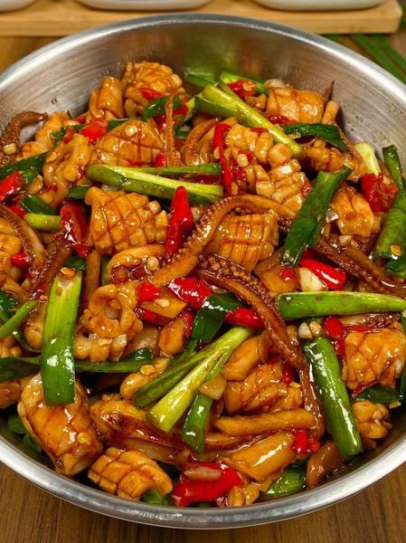 鱿鱼怎么做好吃_怎么炒鱿鱼才嫩-第1张图片-山城妙识