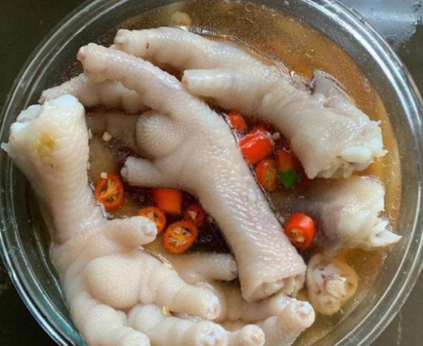 家庭糟卤鸡爪怎么做_糟卤鸡爪需要煮多久-第1张图片-山城妙识 家庭糟卤鸡爪怎么做_糟卤鸡爪需要煮多久-第1张图片-山城妙识