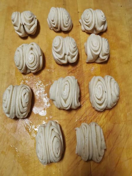 柿子辣椒酱怎么做_柿子辣椒酱保存多久-第2张图片-山城妙识