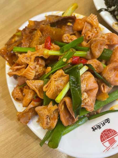 鱼香肉丝炒面怎么做_鱼香肉丝炒面家常做法-第1张图片-山城妙识