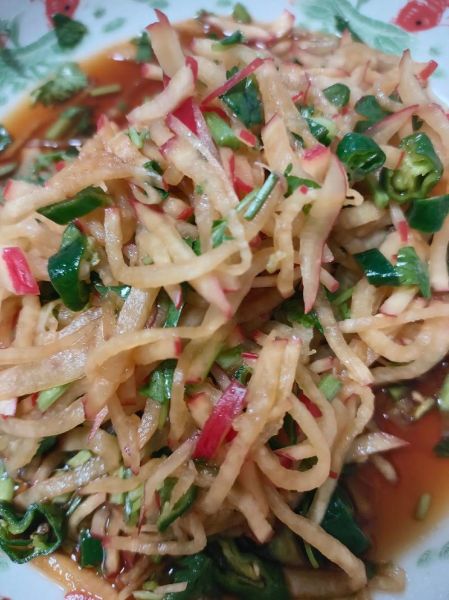 旱萝卜怎么炒好吃_旱萝卜丝凉拌做法-第3张图片-山城妙识