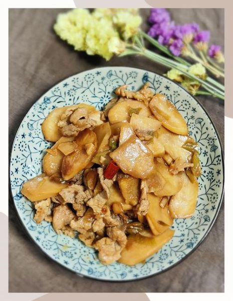 茭白炒肉丝怎么炒才脆嫩_茭白炒肉丝用焯水吗-第3张图片-山城妙识