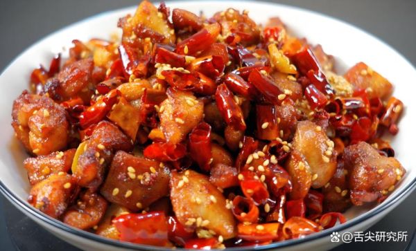 干炒辣子鸡怎么做_干炒辣子鸡正宗做法-第1张图片-山城妙识