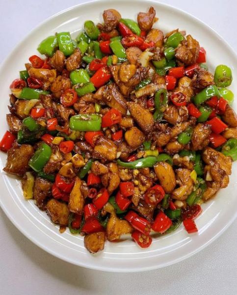 干椒辣子鸡怎么做_正宗干椒辣子鸡做法-第1张图片-山城妙识