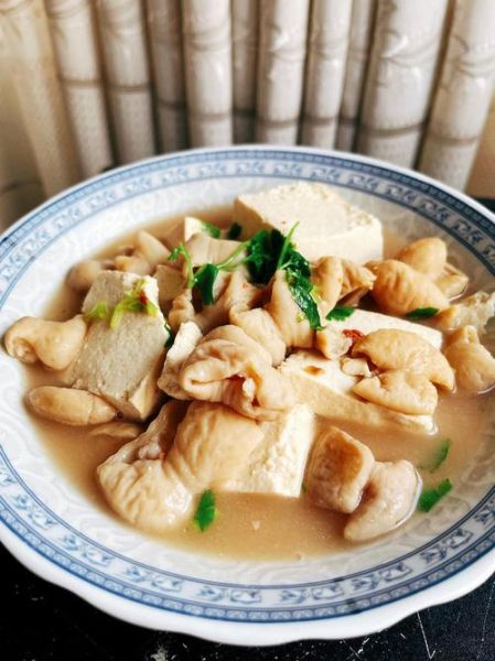 炖豆腐怎么做才入味_家常炖豆腐的做法步骤-第3张图片-山城妙识