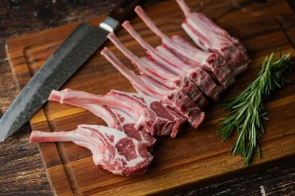 烤箱烤羊排需要多长时间_烤箱烤羊排的温度是多少-第2张图片-山城妙识