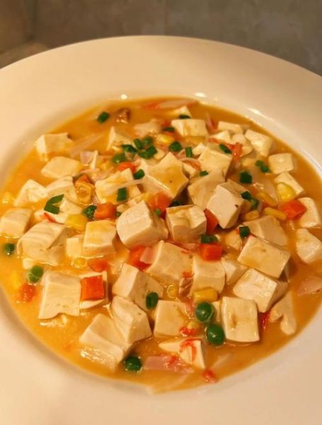 蟹黄豆腐的做法正宗_蟹黄豆腐怎么做好吃-第2张图片-山城妙识