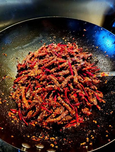 冷吃牛肉怎么做最正宗_自贡冷吃牛肉做法-第1张图片-山城妙识 冷吃牛肉怎么做最正宗_自贡冷吃牛肉做法-第1张图片-山城妙识