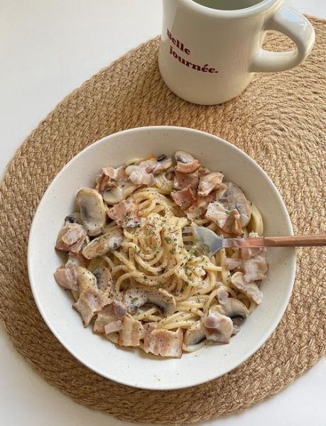 蘑菇奶油意面怎么做_正宗配方比例-第1张图片-山城妙识 蘑菇奶油意面怎么做_正宗配方比例-第1张图片-山城妙识