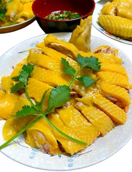 白切鸡怎么做才嫩_白切鸡煮几分钟最佳-第1张图片-山城妙识 白切鸡怎么做才嫩_白切鸡煮几分钟最佳-第1张图片-山城妙识