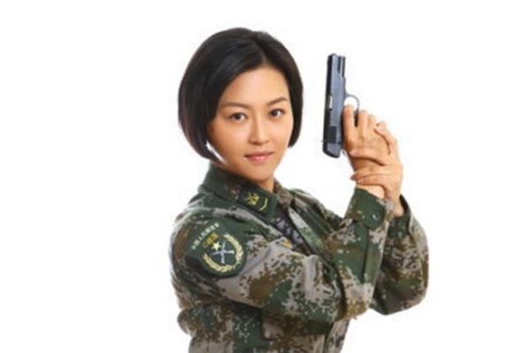 麻辣女兵演员表_谁是女一号-第1张图片-山城妙识