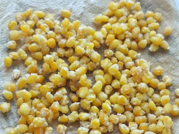 蛋黄玉米粒怎么做_蛋黄玉米粒的窍门-第2张图片-山城妙识