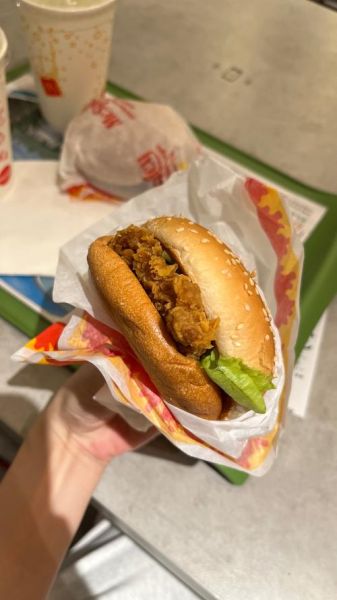 香辣鸡腿堡辣不辣_香辣鸡腿堡好吃吗-第1张图片-山城妙识