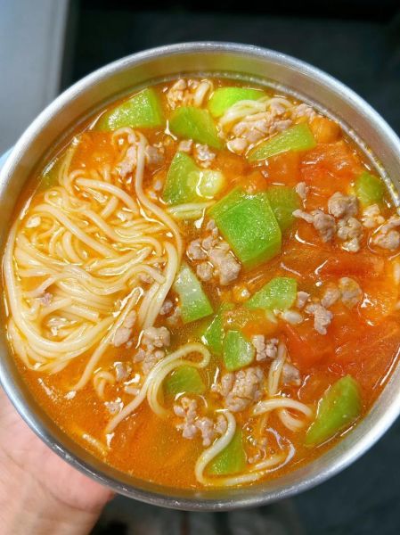 西红柿汤面条怎么做_家常西红柿汤面做法大全-第3张图片-山城妙识 西红柿汤面条怎么做_家常西红柿汤面做法大全-第3张图片-山城妙识