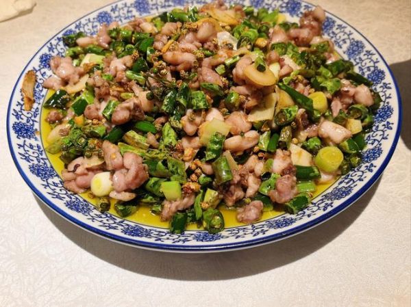 尖椒兔的做法_川菜尖椒兔怎么做才嫩-第1张图片-山城妙识