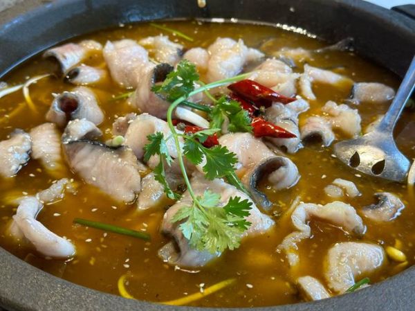 石锅鱼哪里的最正宗_石锅鱼发源地在哪里-第2张图片-山城妙识 石锅鱼哪里的最正宗_石锅鱼发源地在哪里-第2张图片-山城妙识