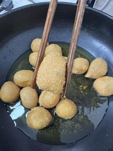 油炸汤圆怎么做_油炸汤圆不爆裂的秘诀-第3张图片-山城妙识 油炸汤圆怎么做_油炸汤圆不爆裂的秘诀-第3张图片-山城妙识